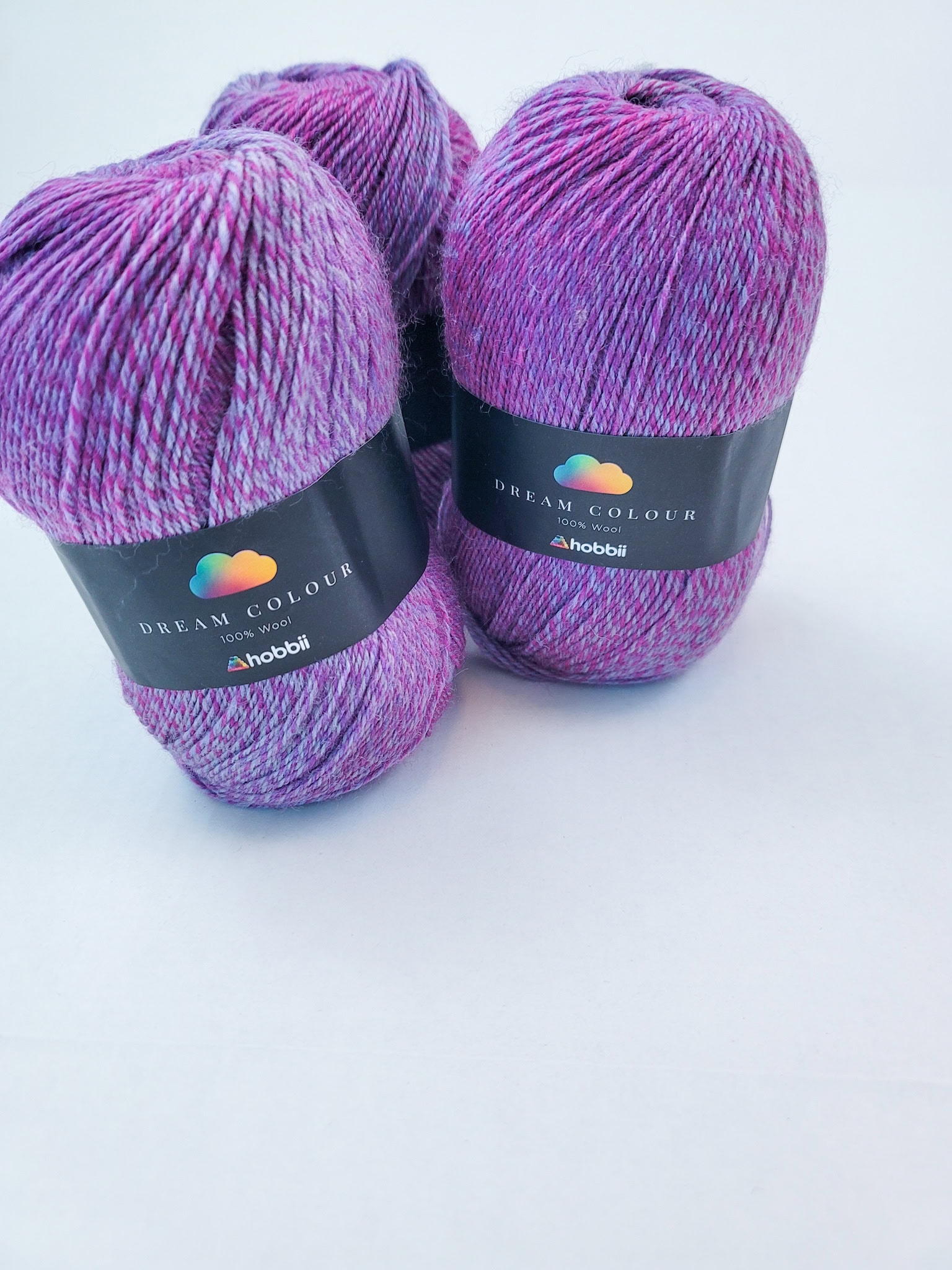 Yarn Review- Hobbii - So Many Yarn Options! - Two Brothers Blankets